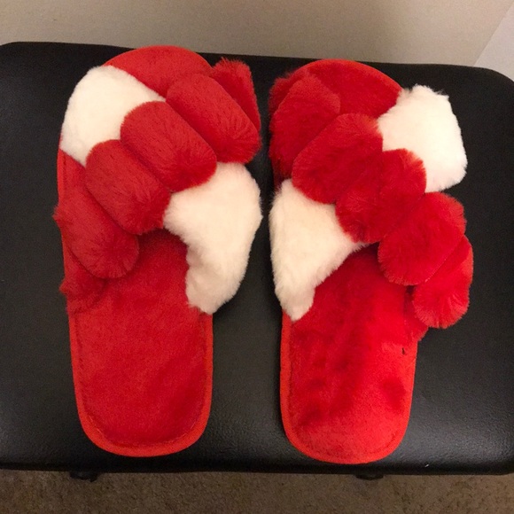 Shoes | Nwot Red And White Size 8 Criss Cross Slippers | Poshmark